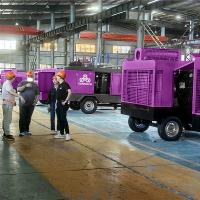 China Mini Rotary Screw Air Compressor High Performance  Mobile Air Compressor Screw Type for sale