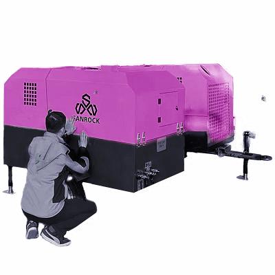 China Low Noise Screw Air Compressor With Wheel Engine Driven Industrial Screw Air Compressor for sale