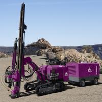 China Crawler Drilling Rig Large Rotation Torque Borehole Drilling Equipment Hard Rock DTH Boring Machine for sale