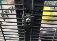 China 358 Welded Wire Mesh Security Fencing 900-2500mm Height 3