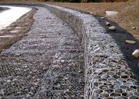 China 2.0/2.7/3.0/4.0mm Gabion Wall Baskets Metal Gabions Cages 2m×1m×1m for sale