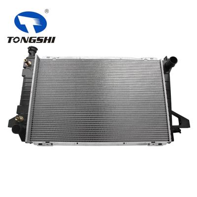 China Car Radiator for Ford Brongo Xlt V8 5.0L/5.8L 1985-1996 AT for sale
