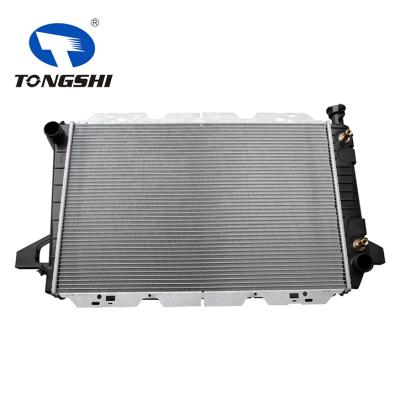 China Auto Radiator for Ford Bronco XLT L6 4.9L 1985-1992 AT for sale