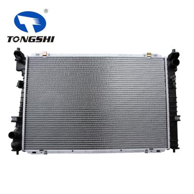 China Auto Radiator for Ford Escape Limited V6 3.0L 2008-2012 MT for sale