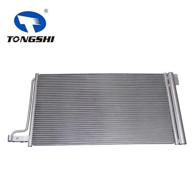 China Aluminum Auto AC Condenser for Ford Focus S/SE L4 2.0L 2012-2014 with 18 Months Warranty and 700 ×390×16 mm Core Size for sale