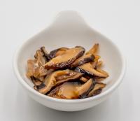 China Umami Seasoned Shredded Shiitake Mushroom Ready To Eat Side Dish For Food Service for sale