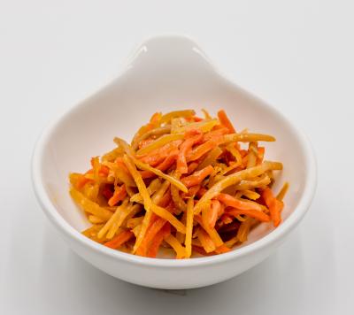 China Crunchy Sweet And Savory Seasoned Shredded Burdock And Carrot High Fiber Japanese Style for sale