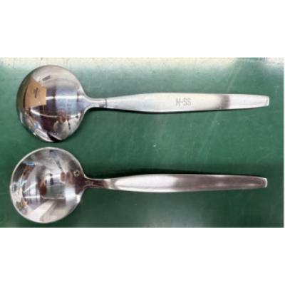 China Premium 304 Stainless Steel Cutlery Clear Soup Spoon Set Deep Round Bowl Tableware For Formal Dining for sale