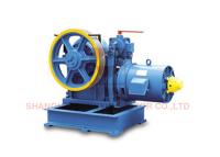 China 4 Pole Elevator VVVF Geared Traction Machine 5xØ13x20mm With Elevator Parts for sale