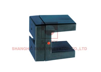 China CE Elevator Leveling Slot Sensor Pnp Or Npn For Elevator Parts for sale