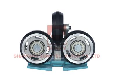 China 550kg Load Access Elevator Parts Semi Elastic Roller Guide Shoes 1.75m/S for sale