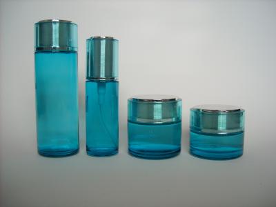 China Personalized Essence Oil Cosmetic Packaging Glass Bottles and Jars for sale