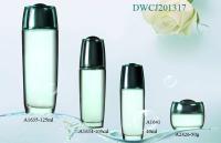 China Clear Serum / Lotion Cosmetic Glass Bottle And Jars Set With Plastic Caps for sale