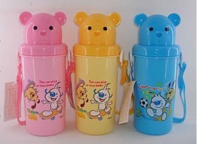 China 600ML Colourful Reusable Polypropylene Plastic Promotional Cartoon Water Bottles for sale