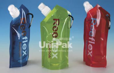 China Customed Printed Foldable Plastic Water Bag With Carabiner / BPA Free for sale