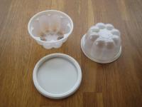 China 120ml Disposable Ice Cream Cups With Lid Plastic Octagon Bulb 4oz for sale