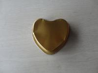 China Golden Lacquered Foil Casserole Dishes Disposable Meal Box With Heart Shape 100-200ml for sale