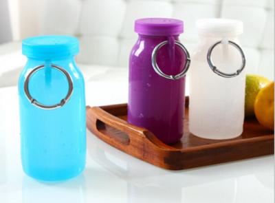China Food grade Silicone Water Bottle for sale