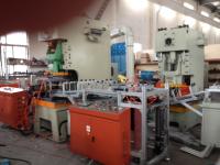 China Mitsubishi Motor Aluminum Foil Container Machine Unloading and Mould for sale