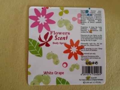 China Glossy Laminated Cosmetic Bottle Labels With Synthetic Paper For Flower Dew Scent for sale