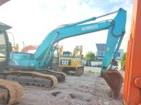 China 20 Ton Hydraulic Crawler Excavator Sk200-8 on Promotion, Secodhand Original Kobelco Track Digger Sk200 Sk210 Sk230 Sk250 Sk260 Sk300 Hot Selling for sale