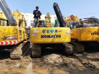 China Used Komatsu 20ton, Excavator PC200-7 on Promotion, Secondhand High Quality Track Digger Komatsu PC200 PC210 PC220 PC230 PC240 Nice Price with 1 Year Warranty for sale