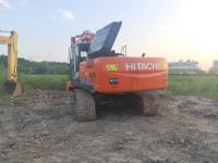 China Used Japan Made 21 Ton Crawler Excavator Hitachi Zx210 Digger for sale