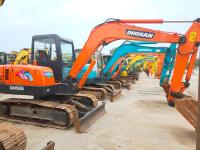 China Used Doosan Mini Track Excavator Dh55 Available on Promotion, Secondhand Original Hydraulic Small Crawler Digger Dh55 Dh60 Dh80 Hot Selling for sale