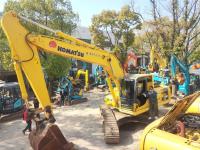 China Komatsu Top Sales Excavator PC240-8, Used 24 Ton Medium Japanese Track Digger Komatsu PC200 PC210 PC220 PC230 PC240 with 1 Year Warranty on Promotion for sale