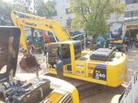China Komatsu Top Sales Excavator PC240-8, Used 24 Ton Medium Japanese Track Digger Komatsu PC200 PC210 PC220 PC230 PC240 with 1 Year Warranty on Promotion for sale