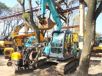 China Used Kobelco MIDI Crawler Excavator Sk75, Secondhand Japanese Track Digger Kobelco Sk75-8 on Sale for sale