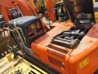 China Used Hitachi Medium Crawler Excavator Zx200 on Sale, Used Origin Japan 20 Ton Hydraulic Track Digger Hitachi Zx200 Ex200 Wonderful Performance Hot Selling for sale