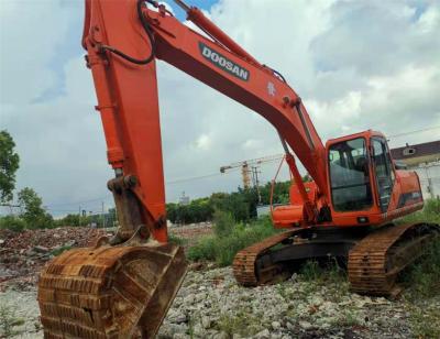 China Used 2016 Korea Hydraulic Excavator Doosan Dh300 on Promotion for sale