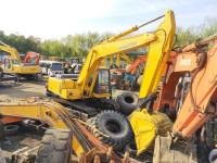 China Used 20 Ton Crawler Excavator Komatsu PC200-6 Good Quality Track Digger PC200-7 PC220-6 PC220-7 on Promotion for sale