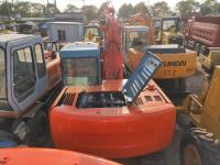 China The Most Popular Used Japanese Excavator Hitachi Ex120 Secondhand Hitachi 12 Ton MIDI Track Digger Ex120 Zx120 on Sale for sale