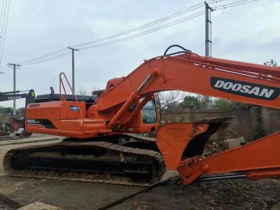 China Doosan Excavator Dh225 on Sale, Used 22 Ton Hydraulic Track Digger Dh225 Dh220 Dh300 High Effective 1 Year Wanrranty for sale