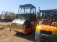 China Sweden Dynapac Cc211 Road Roller Second Hand Vibratory Smooth Double Drum Roller Cc211 Cc421 Hot Sale for sale