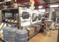 China QGF-300 Stainless Steel 5 Gallon Water Bottling Machine 300 BPH Capacity 0.4-0.6 MPa for sale