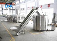 China Carbonated Filling Machine 3000 Bottles Per Hour Small Speed Production for sale