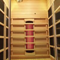 China 1350W Deluxe Low Emf Far Infrared Sauna Rooms Comfortable 1 Person Size for sale