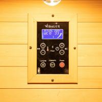 China Solid Wood Outdoor Steam 2 Person Traditional Sauna With Waterproof Light for sale