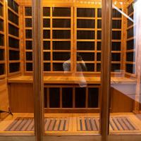 China Canadian Red Cedar Wooden Infrared 4 Person Sauna Room For Home Indoor for sale