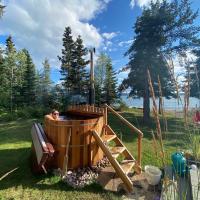 China Cedar Wood Hot Tub Steam Sauna Room With Wood Burning Stove for sale