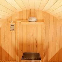 China Hemlock Wood Home Commerical Outdoor Tradtional Steam Barrel Sauna 6 Person for sale