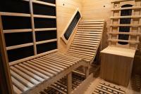 China Full Spectrum Carbon Panel Far Infrared Sauna Red Cedar 0.C - 65.C Operating Temp for sale