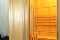 China Home Small Wooden Traditonal Steam 2 Person Sauna With 3KW Electric Stove for sale