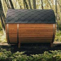 China Traditional Dry Outdoor Finnish Sauna Barrel Cedar Sauna Room 4.5KW Or 6KW for sale