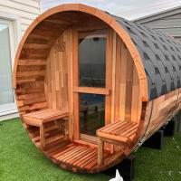 China Solid Wood Outdoor Barrel Sauna Hemlock Cedar Wood Wet Steam Traditional Sauna Room for sale