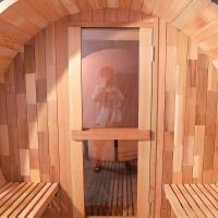 China Canadian Red Cedar Barrel Wood Sauna With 4.5KW Internal Control Stove Heater for sale
