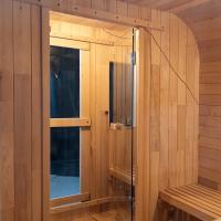 China Cedar Outdoor Dry Sauna For 5-6 Persons With Full Glass Door / Bluetooth Music System for sale
